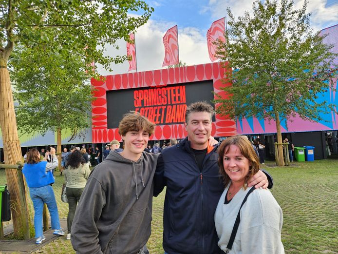 Optreden Bruce Springsteen zit erop, fans keren massaal terug naar huis ...