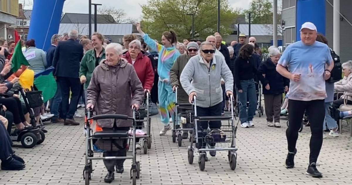 IN BEELD. Racen met rollators in Gent: “Onze oudste deelnemers zijn 92 ...
