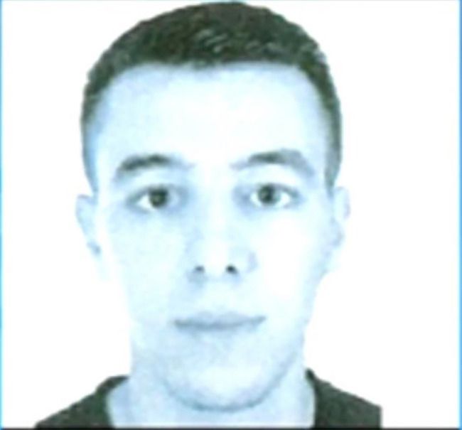 Hamza Attou a été remis aux autorités françaises | Home | 7sur7.be