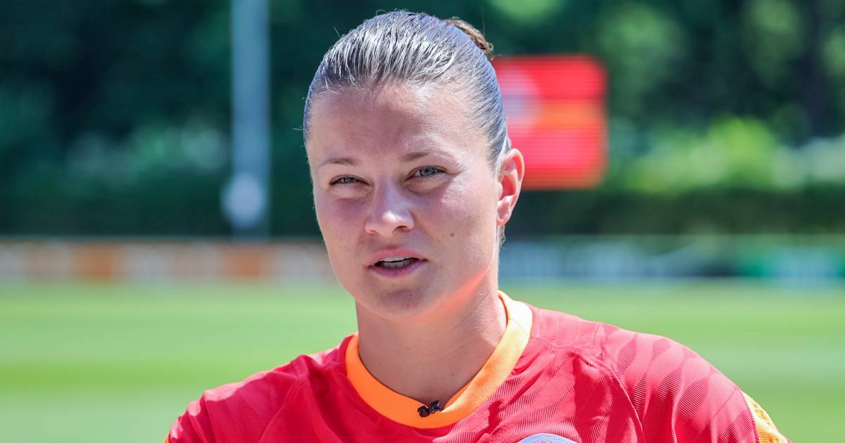 Sherida Spitse eenmalig terug als Oranje-aanvoerster bij haar 200ste ...