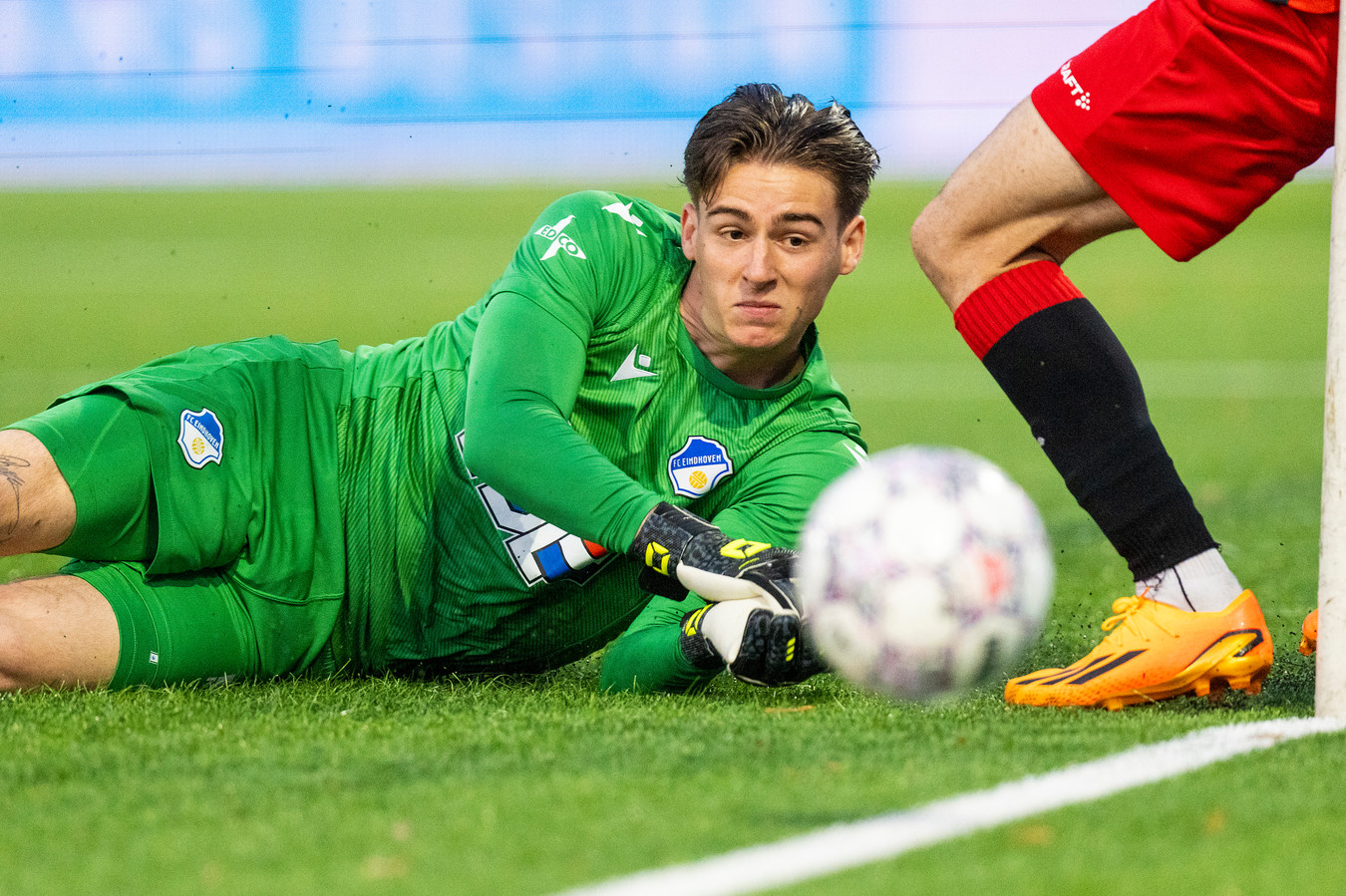Twee jaar en vele kilo‘s later, laat deze reservekeeper FC Eindhoven ...