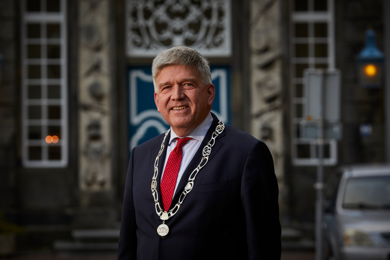 Monument de IJsselstroom in Zutphen verder in gevaar door hoogwater ...