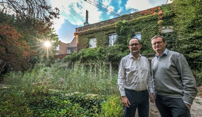 Nieuwe studentencampus Georgetown eert vader Van Quickenborne zaliger: “Het wordt hier heel ...