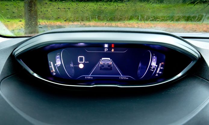 Test Peugeot 5008: ruim, handig en ook inzetbaar als zevenzitter | Auto ...