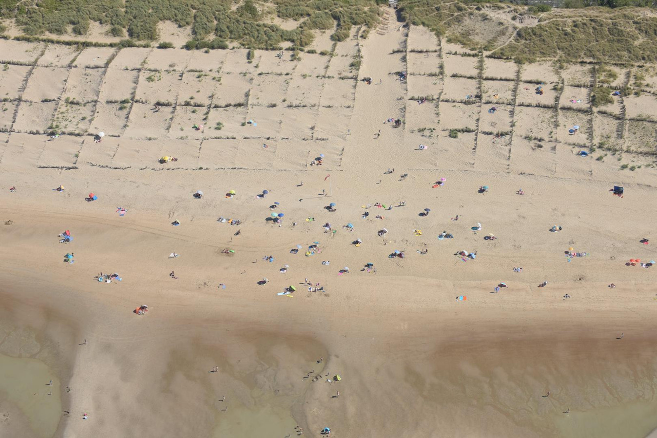 Zeven maanden cel voor man die zich oraal laat bevredigen in duinen ...