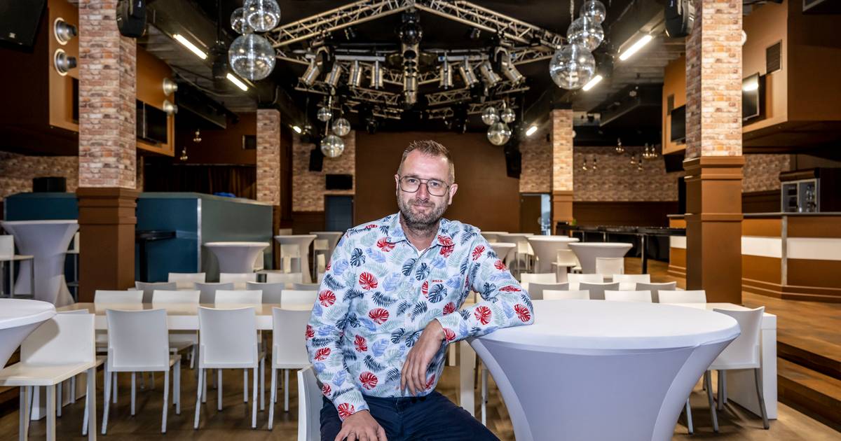 Dieter Mannaert zet feestzaal ‘t Fabriek in etalage voor verkoop: “‘t ...