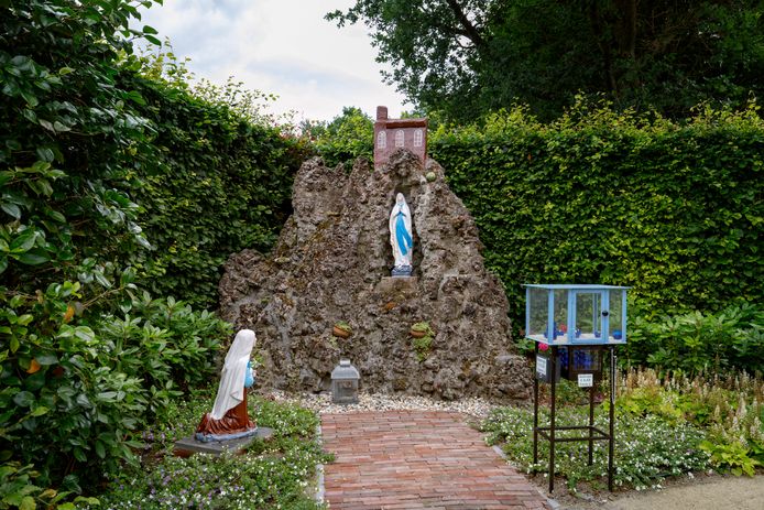 Op zoek naar Bernadette in alle Lourdesgrotten van Brabant | Brabant | bd.nl