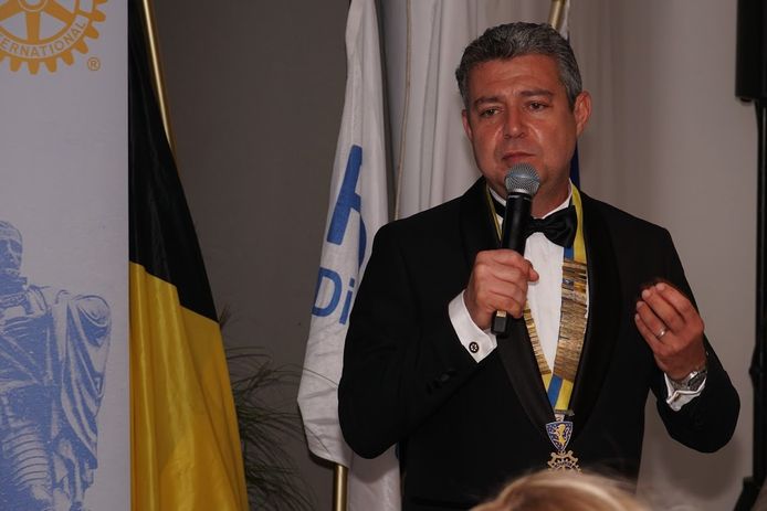 Steven De Backer is nieuwe voorzitter Rotary Club Zottegem | Zottegem ...
