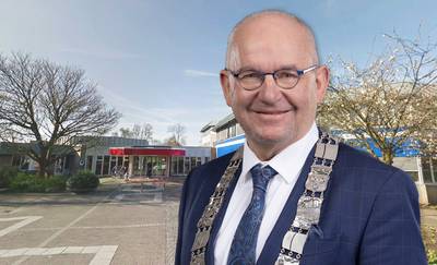 Heijkoop wilde stoppen als burgemeester, maar in plaats daarvan doet ...