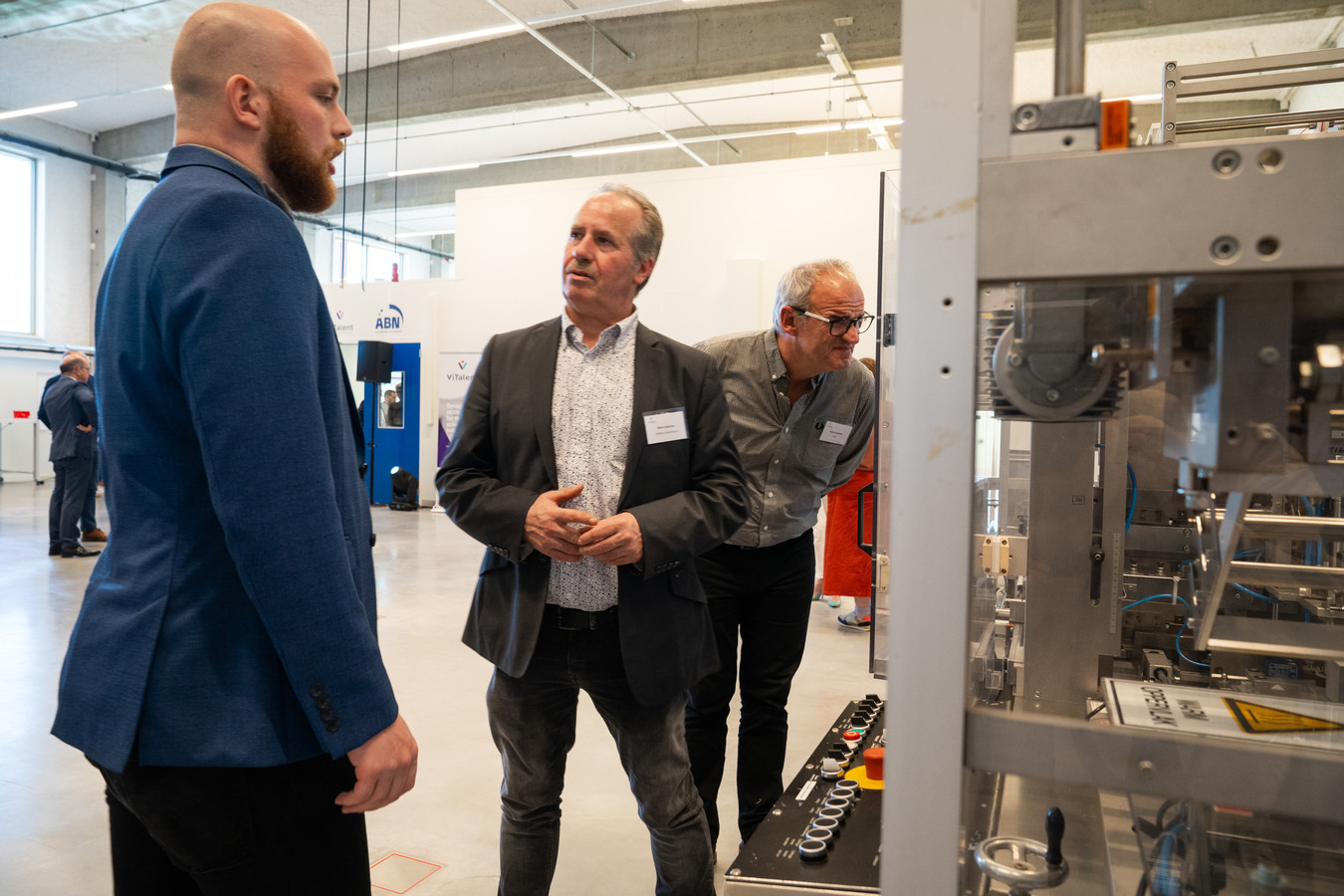 Eerste Vlaamse opleidingscentrum voor farma en biotech opent de deuren ...