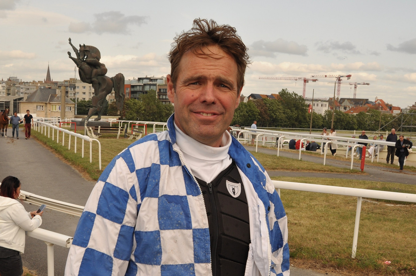 Oostende Koerse, negen maandagen feest op de renbaan: “Mijn geheim? Op ...