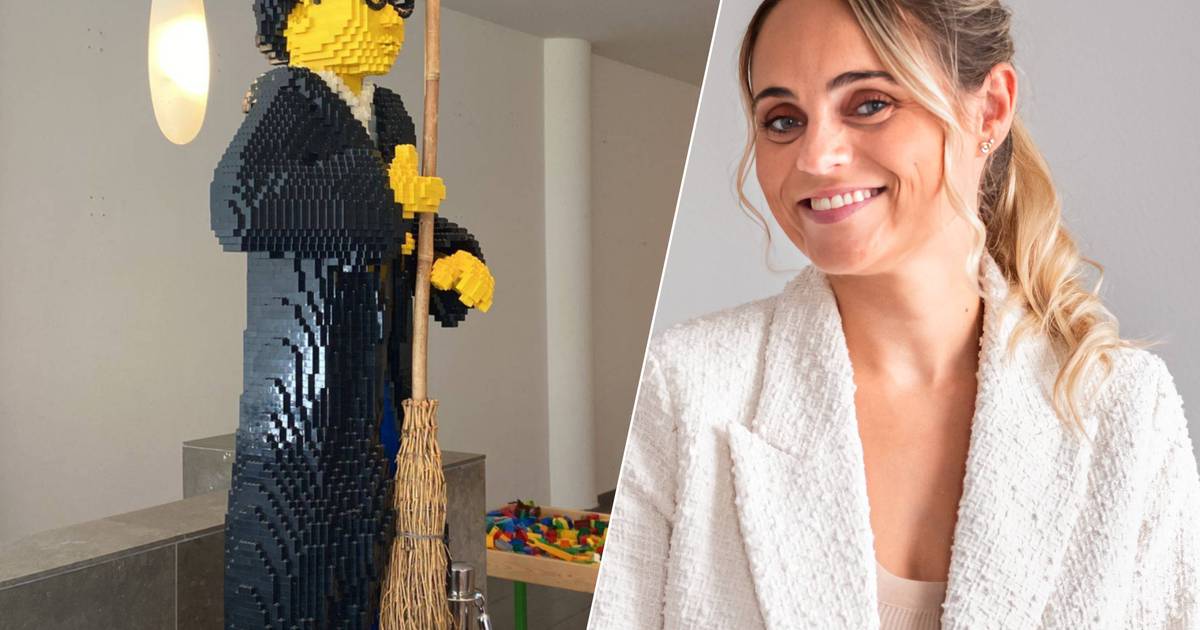 Winkeletalages op het Sint Jorisplein veranderen in Legowereld | Amersfoort | destentor.nl