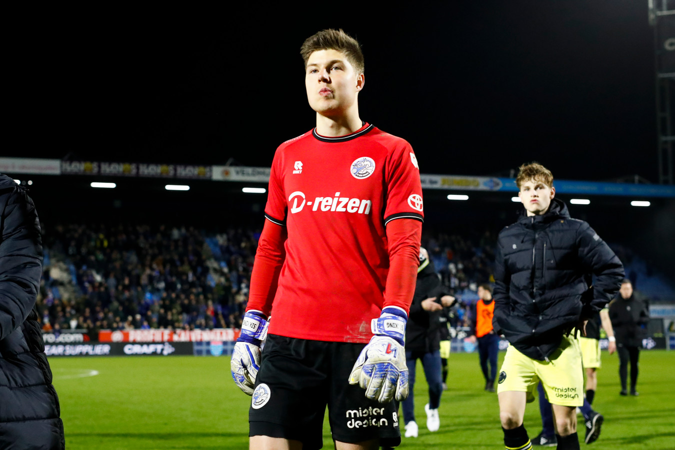 Konrad Sikking, doelman van de 13-0, stopt ermee en doet voor het eerst ...