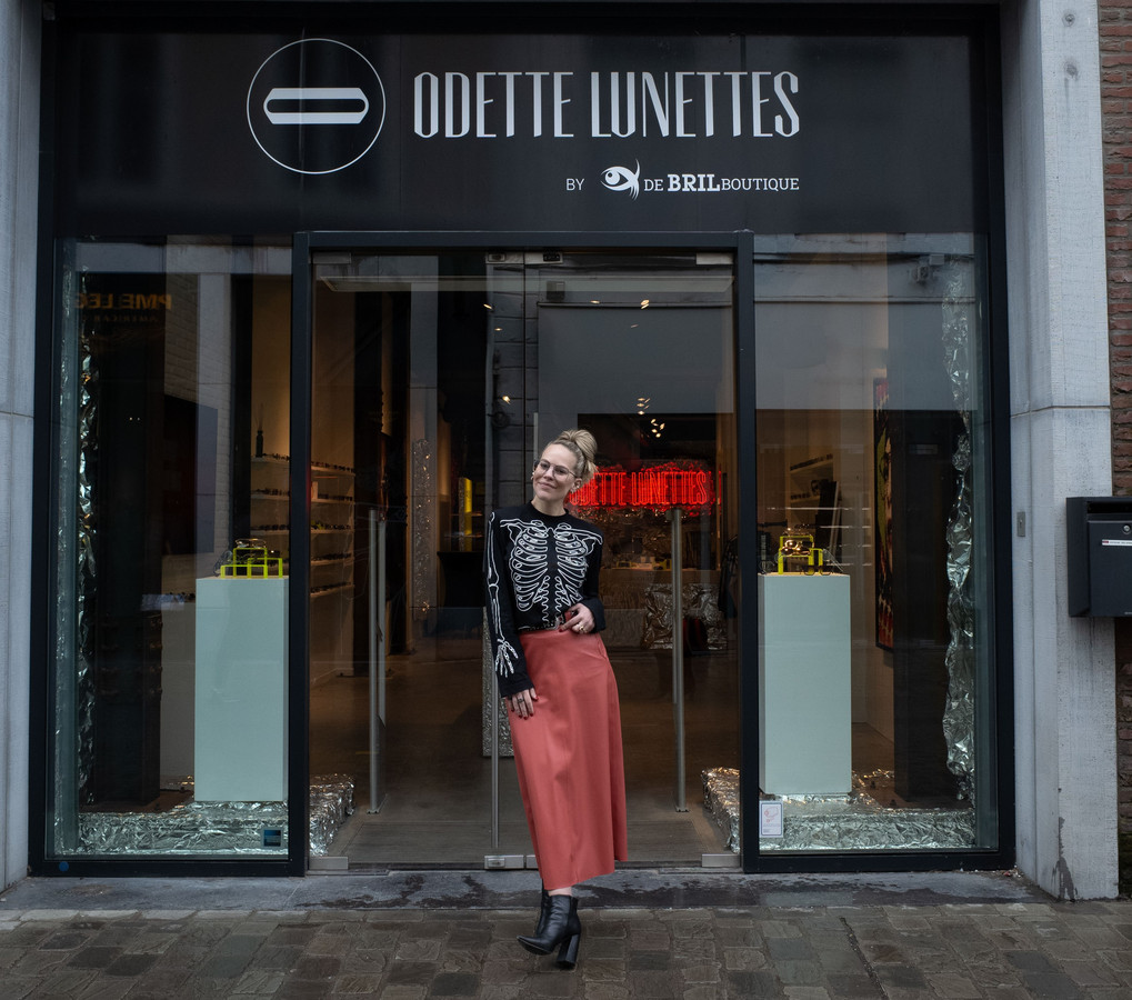 Eline De Munck opent vijfde winkel van Odette Lunettes in Hasselt ...