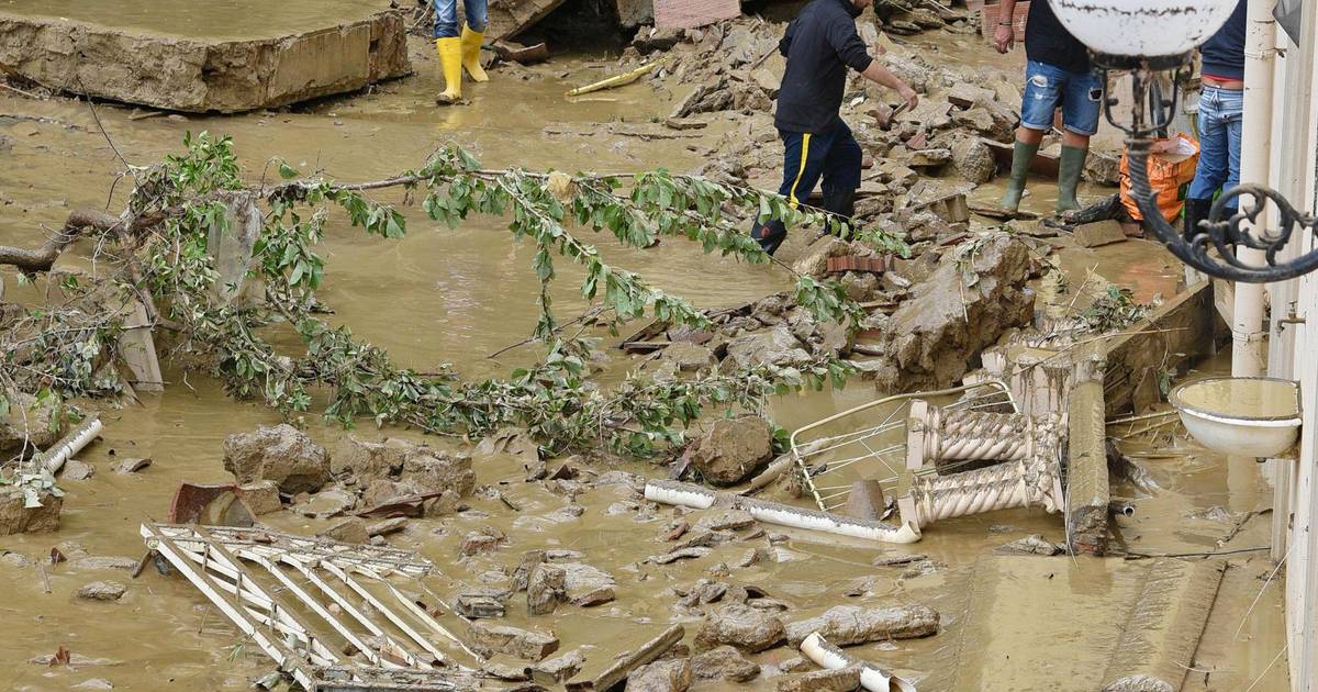 Al zeven doden bij overstromingen in Toscane | De Krant | hln.be