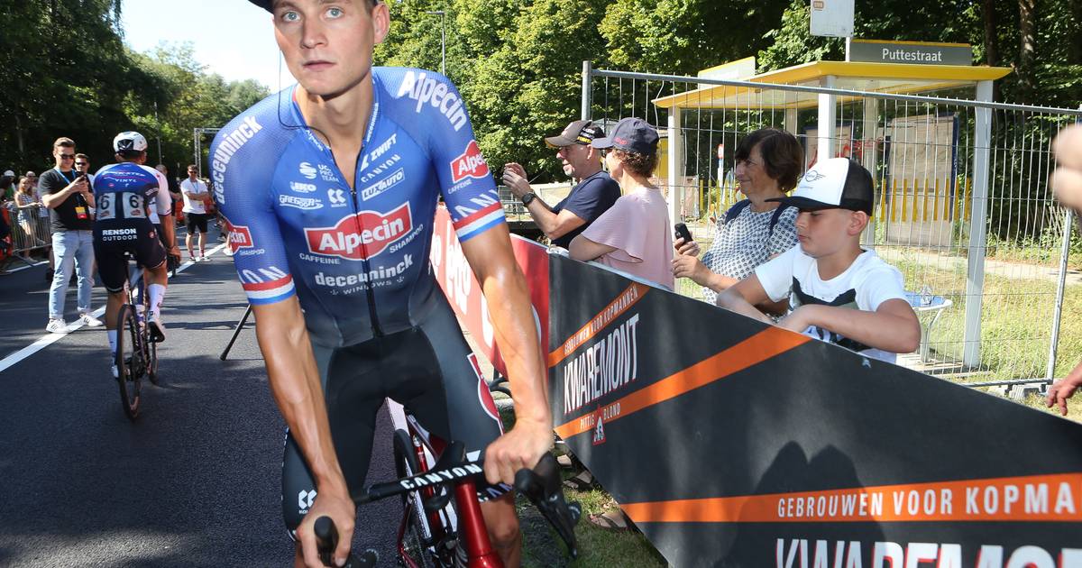 Van der Poel zal 10 à 15 crossen rijden, maar reist straks eerst af naar WK: “Ik ga niet naar ...