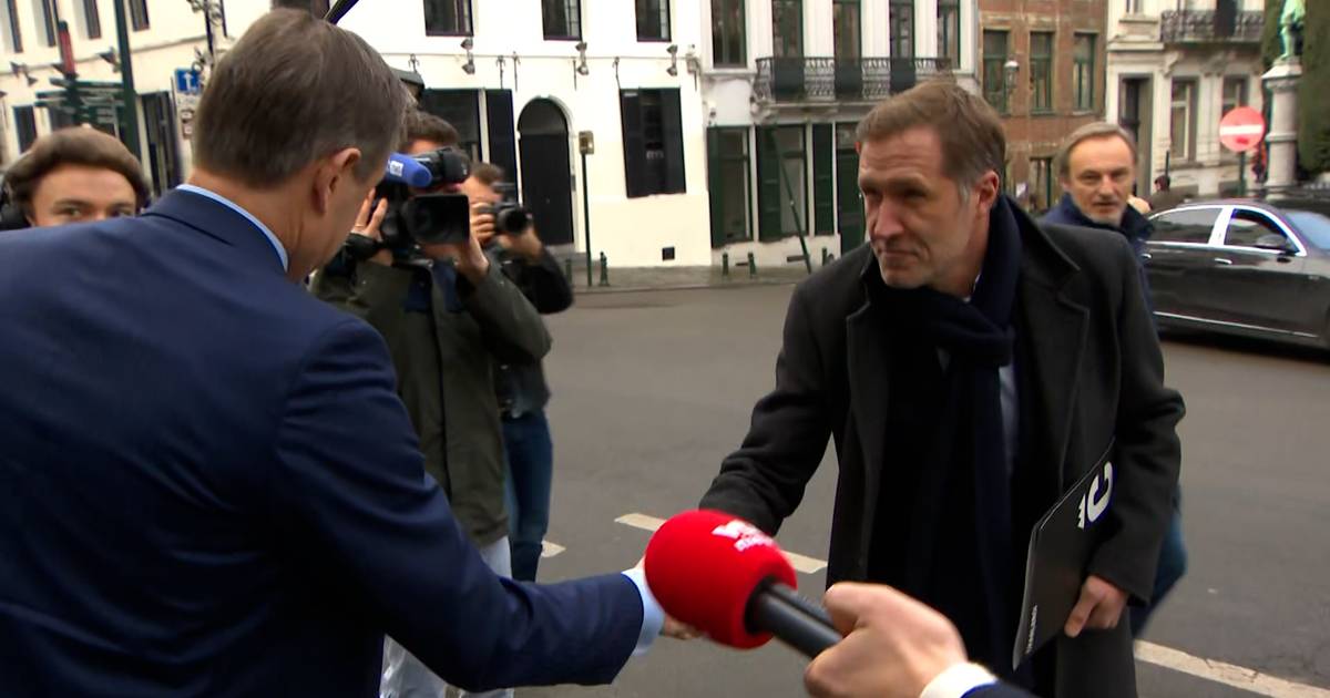 La rencontre (fortuite) entre Bart De Wever et Paul Magnette | Belgique ...