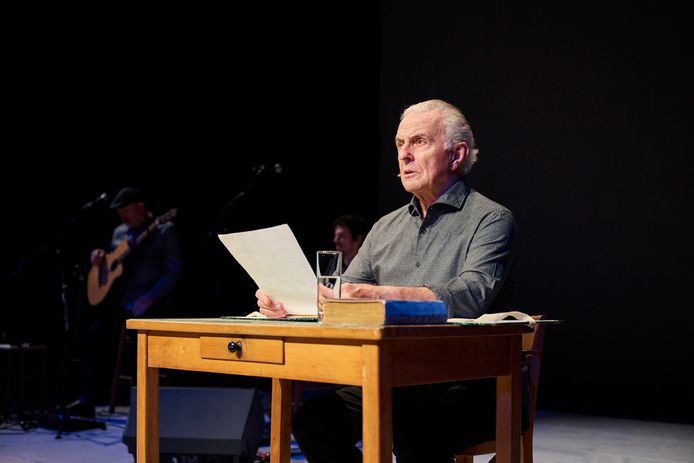 Huub Stapel schetst herkenbare familiesituaties in zijn ...