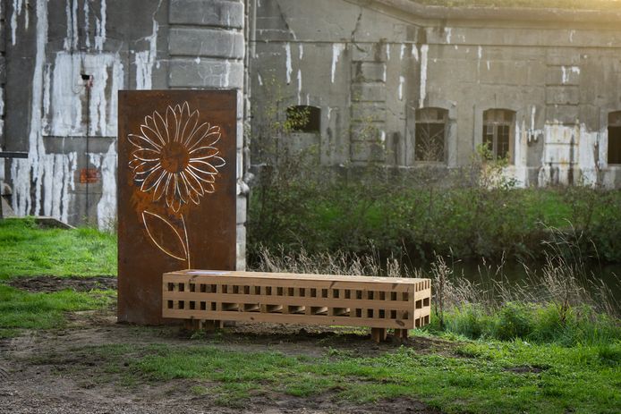 Nieuw monument aan Fort van Kessel eert oorlogsslachtoffers | Nijlen ...