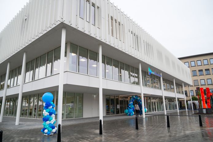 Nieuwe ziekenhuisvleugel van AZ Rivierenland in Rumst officieel geopend ...