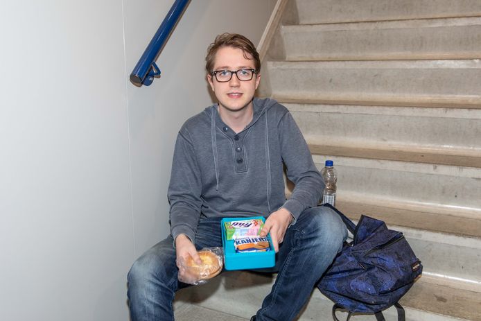 Eten tijdens de examens: vooral niet te veel herrie maken | Eindexamens ...