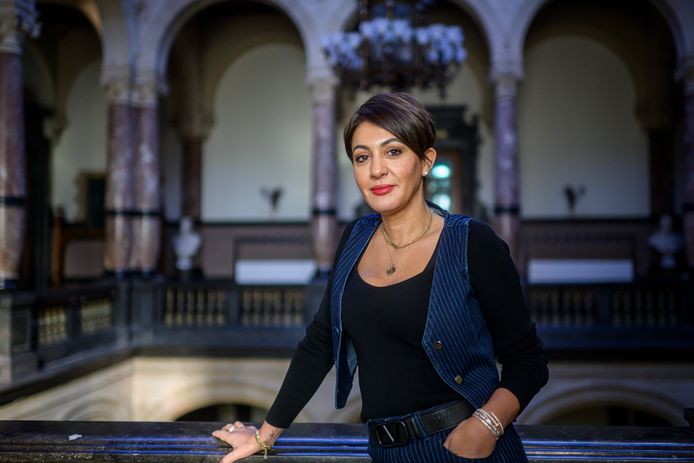 INTERVIEW. Kersvers burgemeester van Borgerhout Mariam El Osri (45 ...
