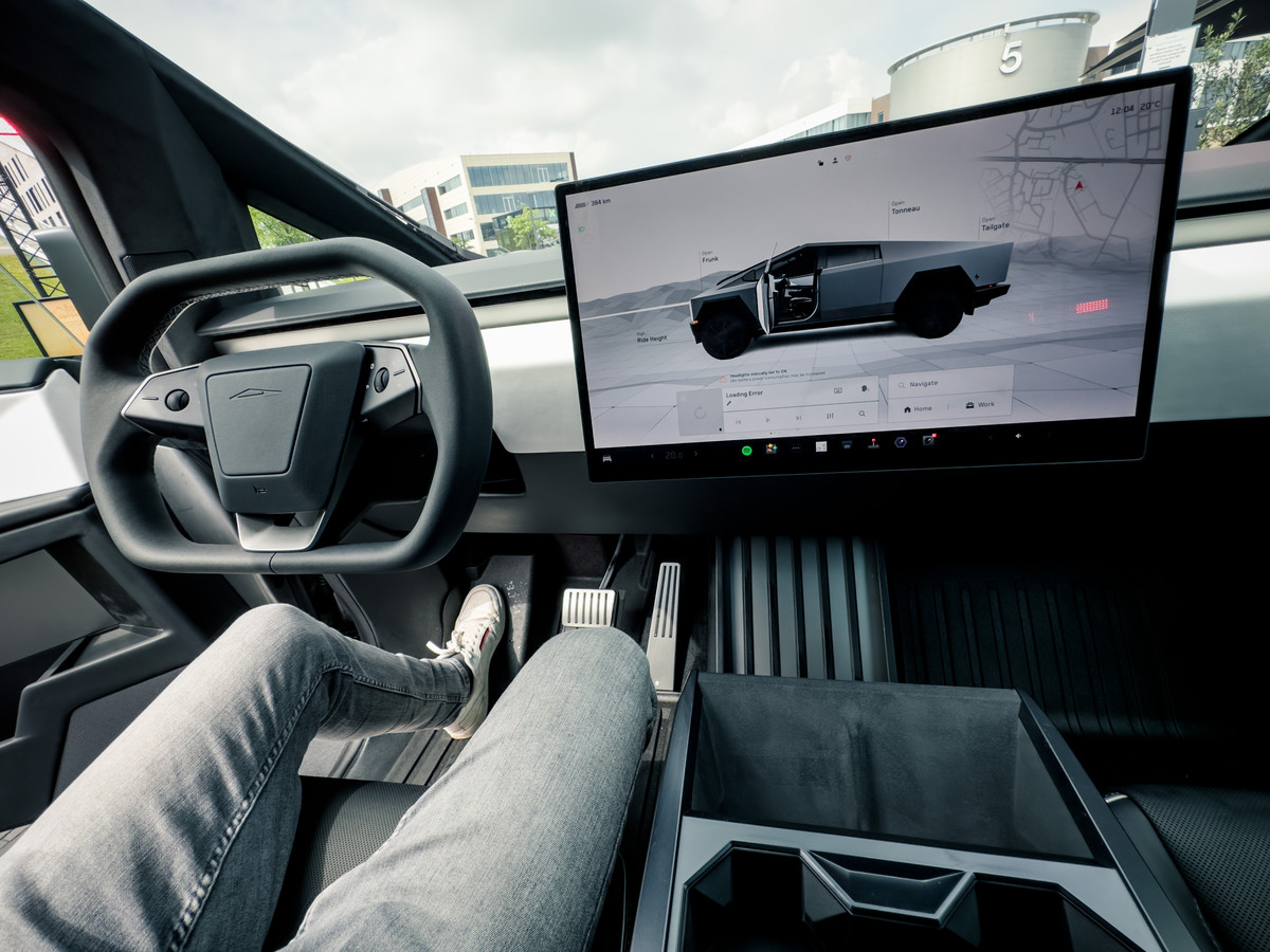 Un Belge s’est offert le Tesla Cybertruck, mais pourra-t-il circuler ...