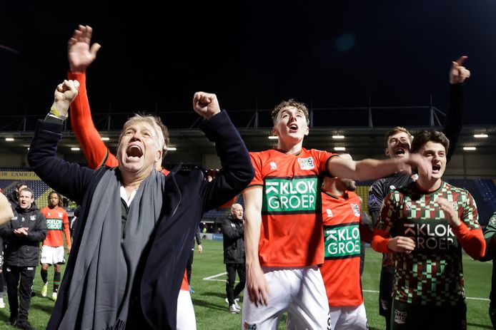 Boekhoorn in tranen: NEC trakteert jarige ‘Keizer Marcel’ met stad vol ...