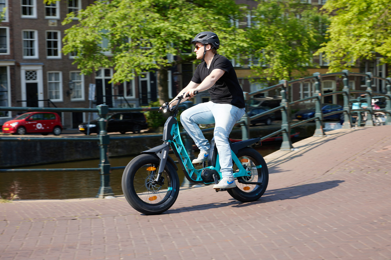 GETEST. De Yamaha Booster, een combinatie van bromfiets en e-bike ...