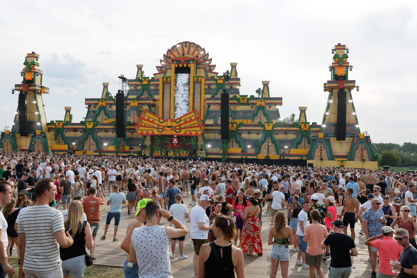 Twee uur in de bus voor Dreamfields: bezoekers komen van heinde en ...