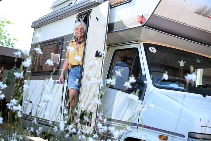 “Ik doe het zelf, de seks. Een bevrijding”: het vallei-orgasme leerde ...