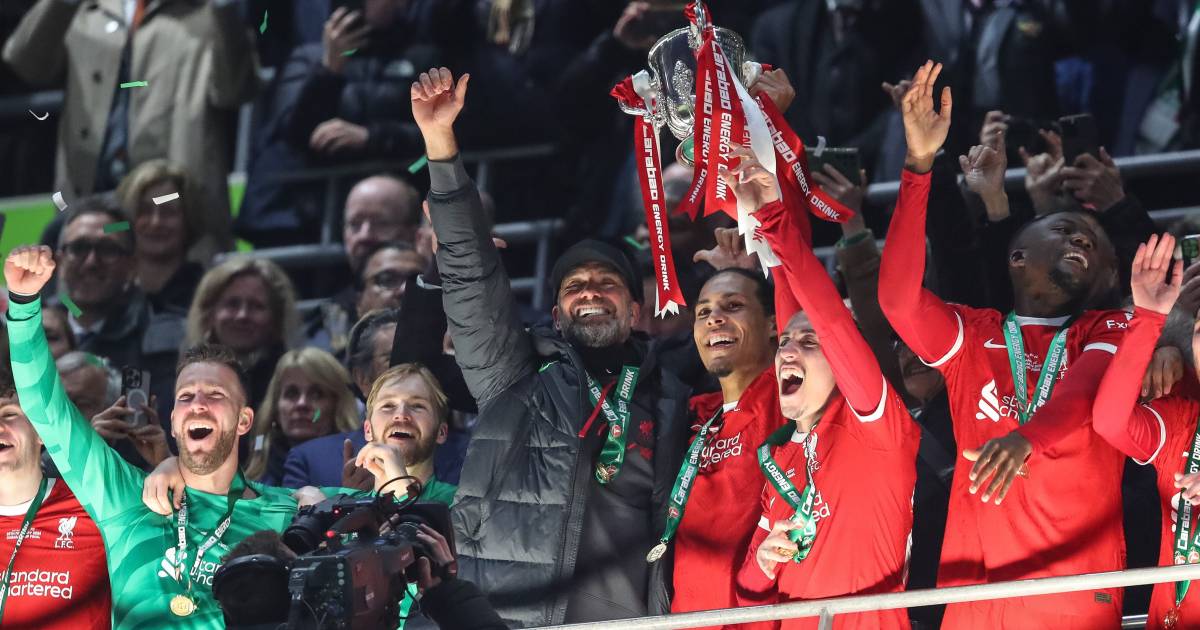 Van Dijk is de held van Wembley! Nederlander bezorgt Liverpool de ...