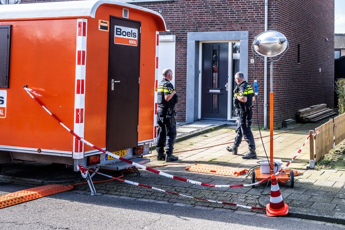Politie onderzoekt overlijden kind (1): moeder verloor eerder al twee ...