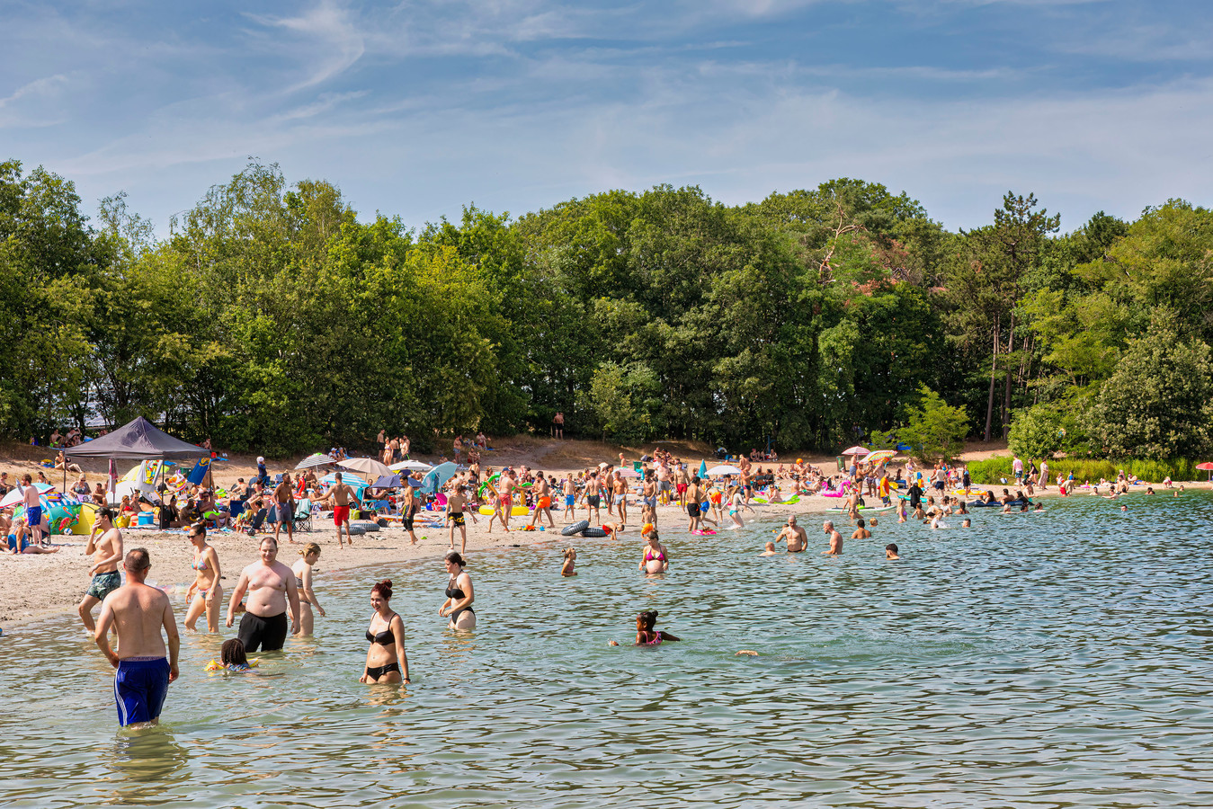 Laatste tropische dag van het jaar? In Brabant tot 35 graden, maar ...