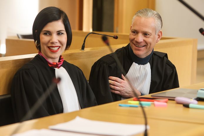 Davina Simons (29) blikt terug op inzinking bij ‘Special Forces’ en de ...