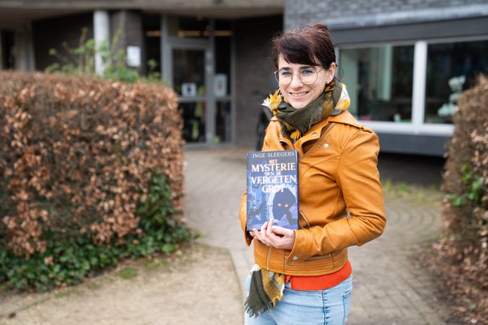 Inge Sleegers (40) schreef haar eerste jeugdboek samen met leerlingen ...