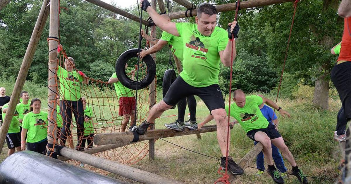 Spectaculaire Roversrun in Halsteren trekt 1100 deelnemers | Bergen op ...