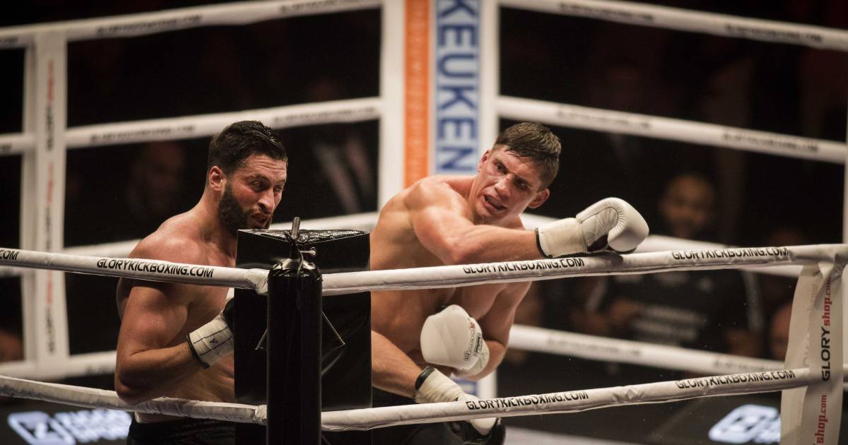 Bekijk hier het hele gevecht van Rico Verhoeven tegen Ben Saddik ...