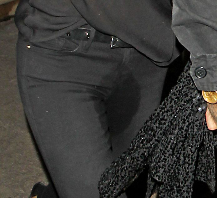 Dronken Victoria Beckham plast in broek na stevig feestje | Celebrities ...