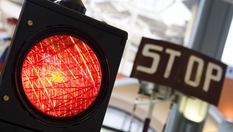 Stoplicht hacken? Dat is kinderlijk eenvoudig | Het Parool