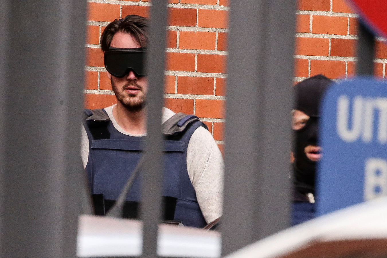 Stagiairs konden jarenlang paspoorten vervalsen, nu zijn er ‘strenge maatregelen’ | Foto | AD.nl