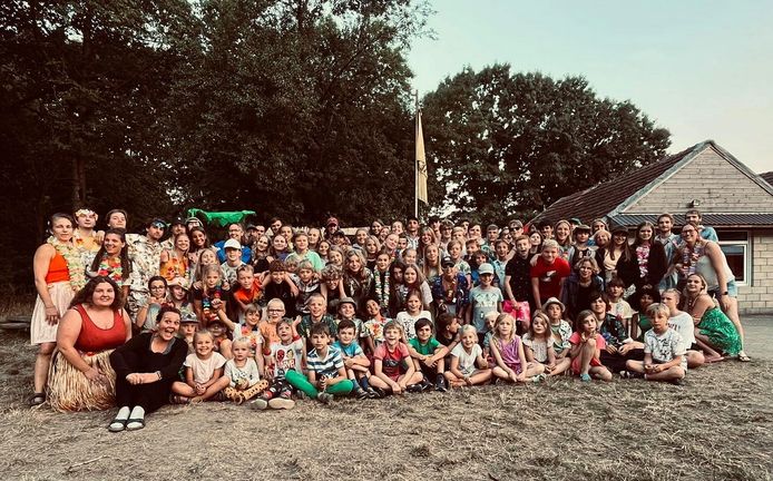 Chiro Calimero blaast tachtig kaarsjes uit | Boom | hln.be