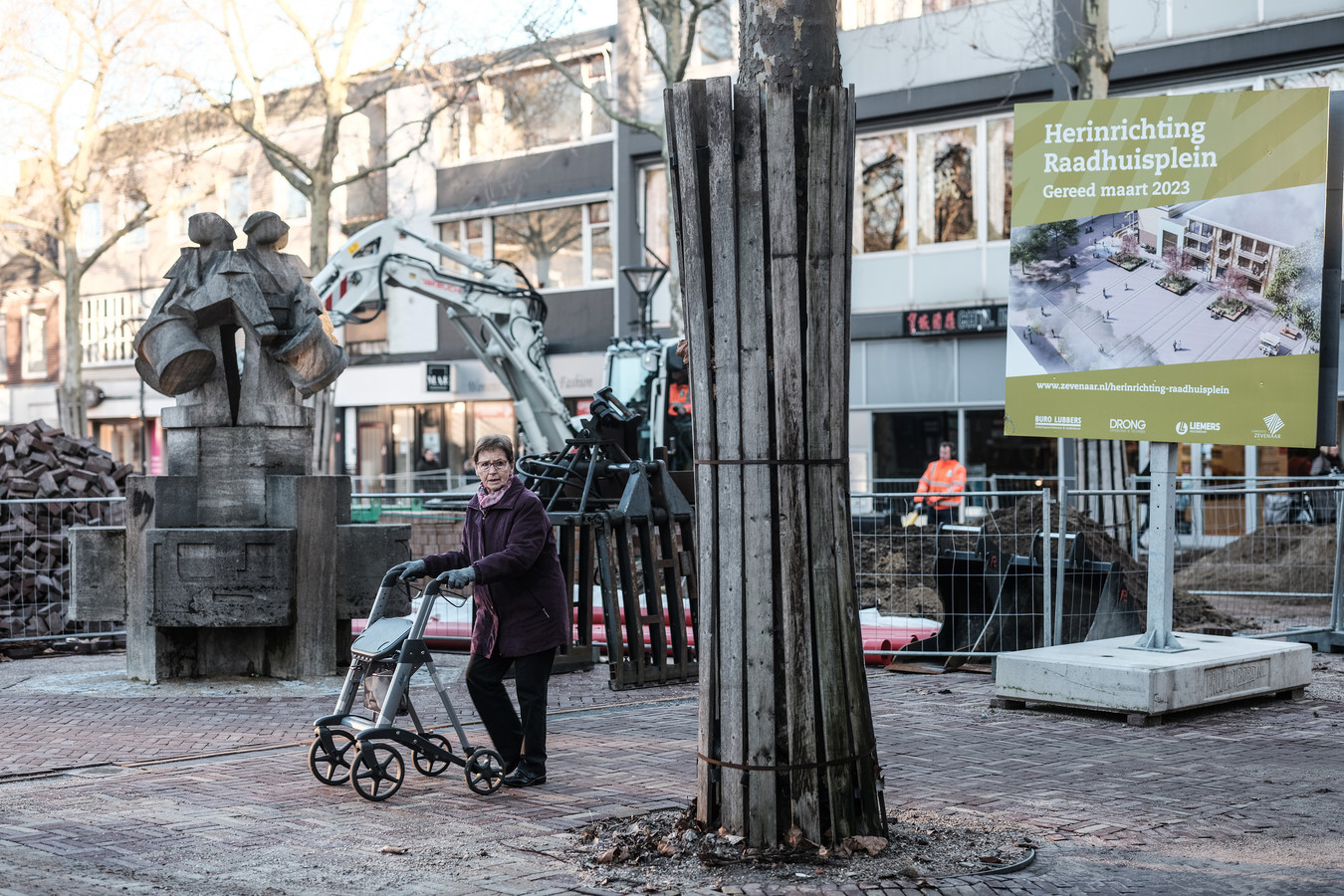 Passen en meten in het centrum van Zevenaar; nieuw Raadhuisplein krijgt ...
