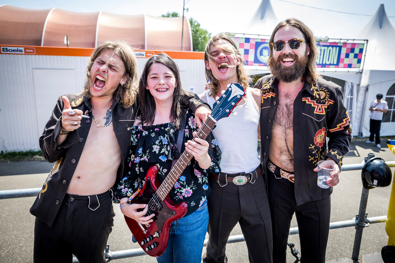 Hartverwarmend: Lily (13) krijgt speciaal cadeau van DeWolff na ...