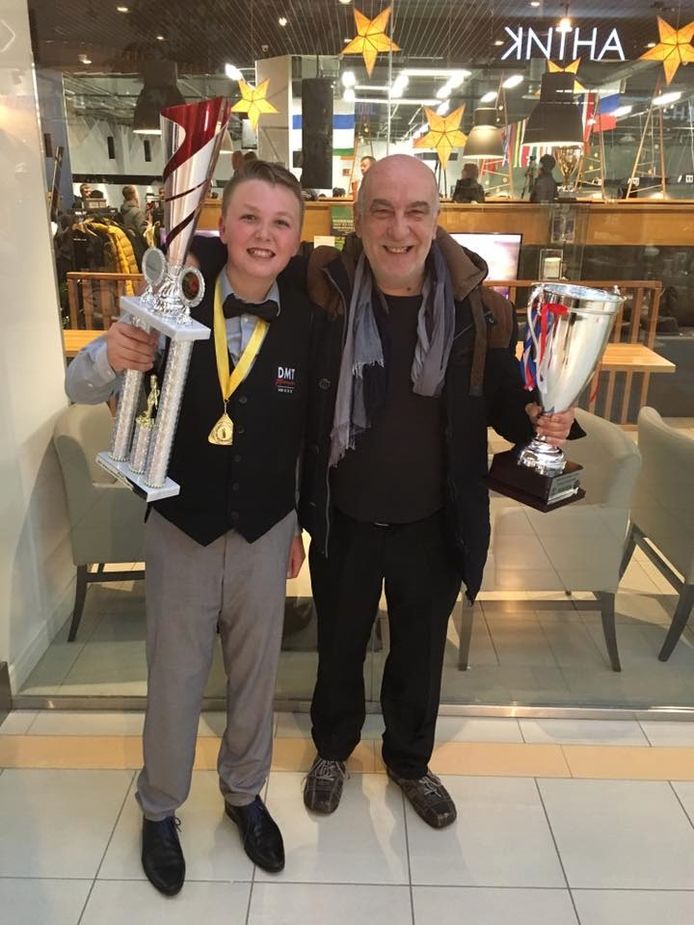 België heeft voor het eerst een wereldkampioen snooker: Ben Mertens ...