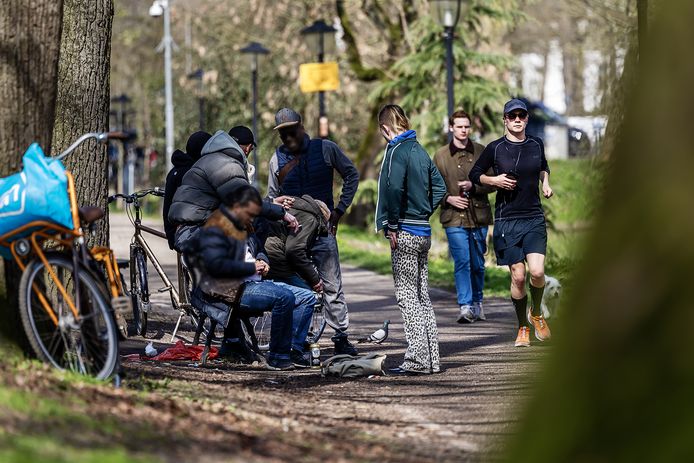 Utrechtse drugsverslaafden blijven alles doen ‘wat God verboden heeft ...