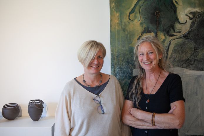 Schilderes en keramiste exposeren in Gallery Artmut: “Combinatie van ...