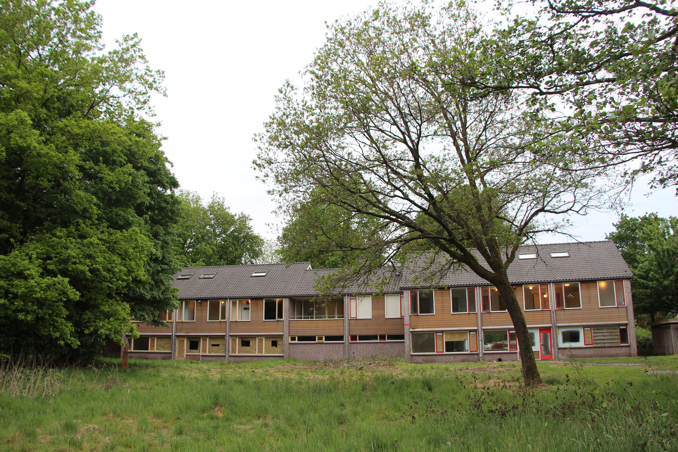 Meeste Oekraïense vluchtelingen in Borculo, Burgers Inn in Haarlo later ...