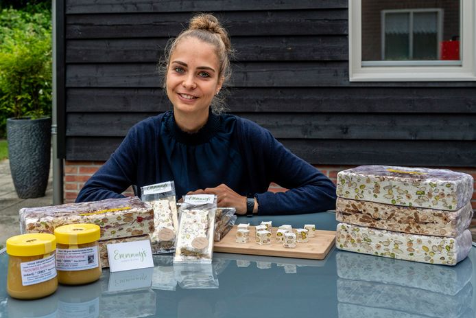 Emmy (24) zegde haar baan op om zelf nougat te maken: Wouwse lekkernij ...