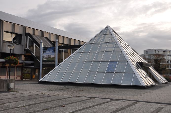De twee zalen van de Cinéstar worden de Schakelbox | Waregem | hln.be